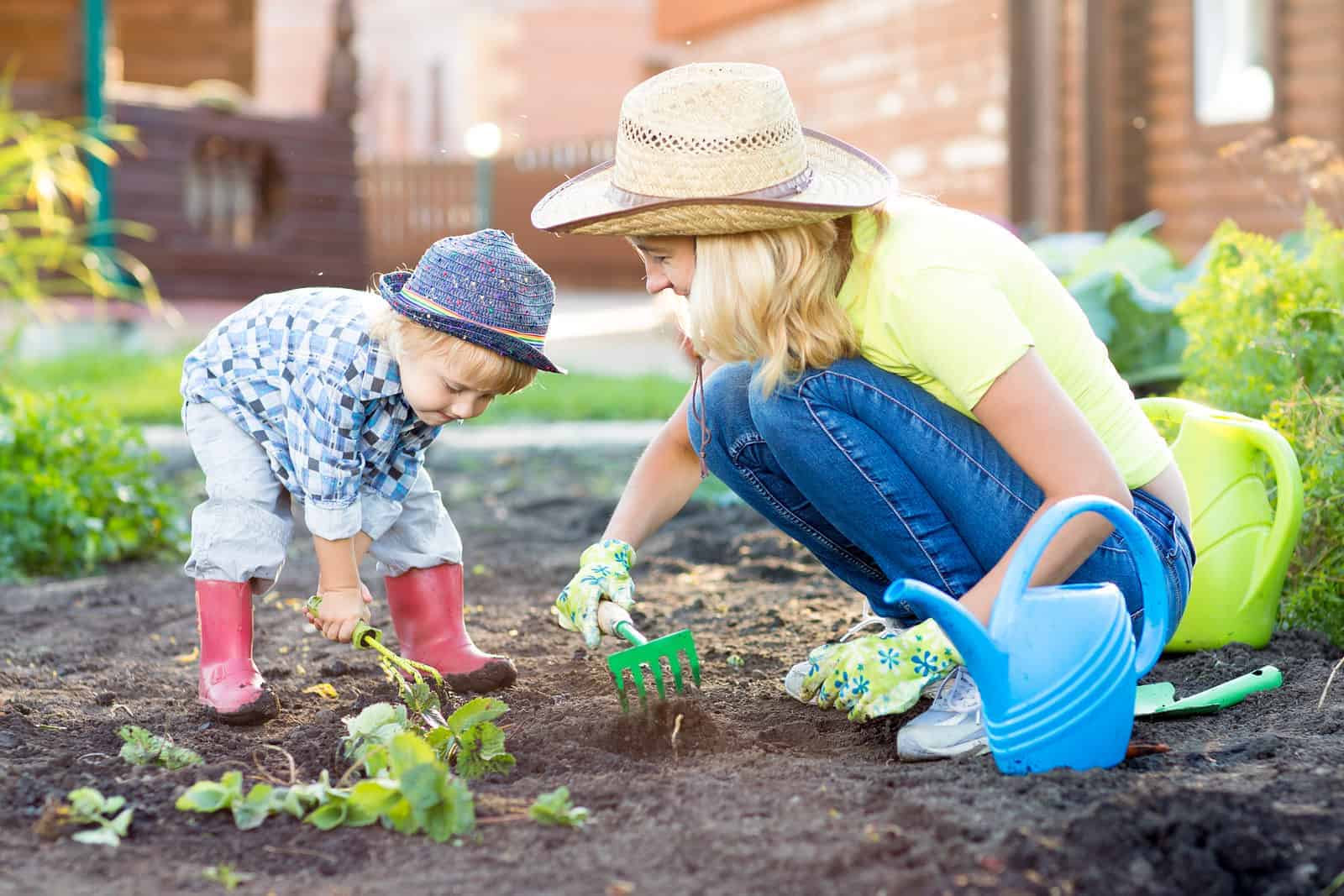 Guide on Kids Gardening - 1001 Gardens